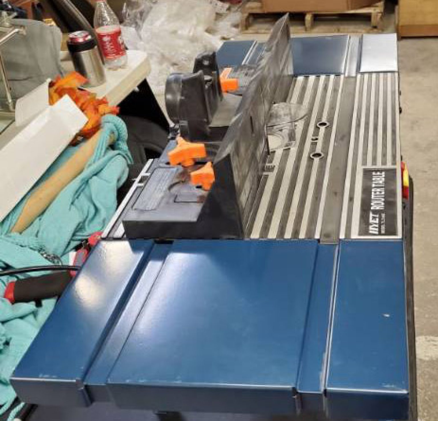 10 Best Router Table in 2023 [Reviews & Guide]