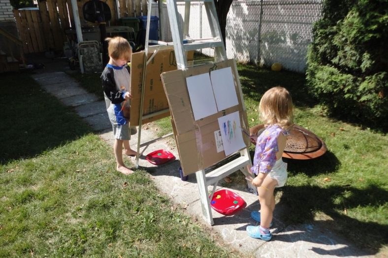 9 Plus Simple DIY Easel Projects | BuildEazy 9 Plus Simple DIY Easel Projects | BuildEazy