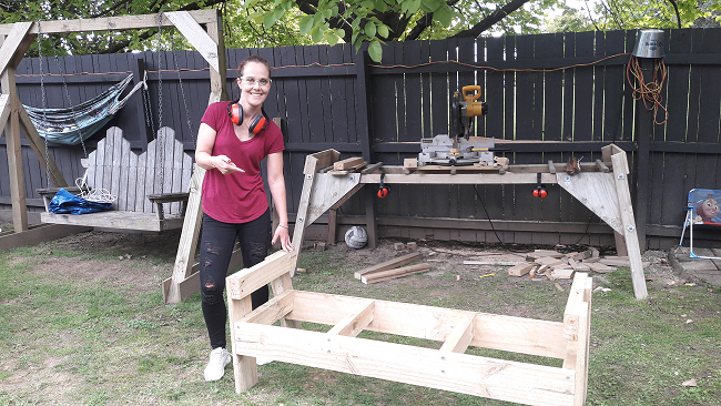 🔨 How to build a two seater bench with built in table out of 1x6 lumber ...