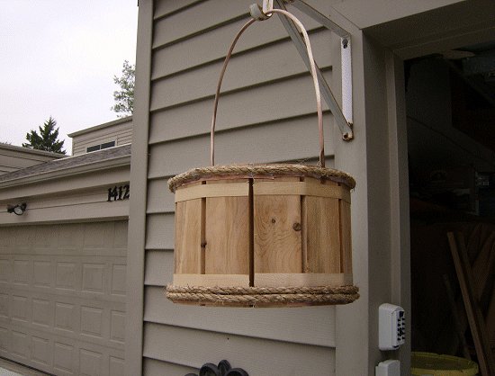 🔨 How to make a decorative Wooden Bucket | BuildEazy