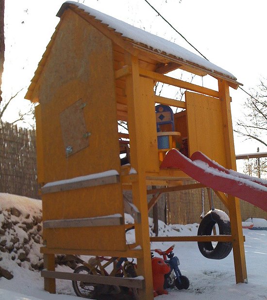 How to build a Kid's Play Fort | BuildEazy