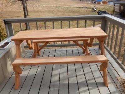 One-piece folding picnic table out of 2x4 lumber | BuildEazy