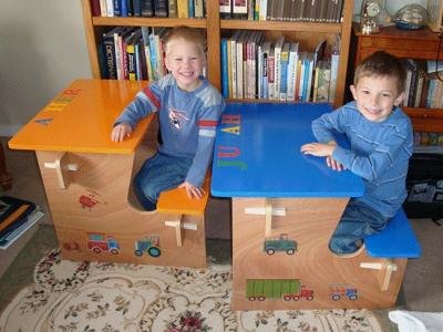 🔨 How to make a Kid's Desk | BuildEazy