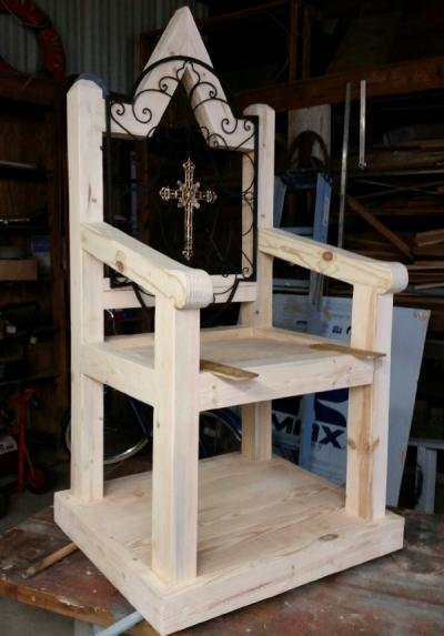 🪑 How to build a King Chair | BuildEazy