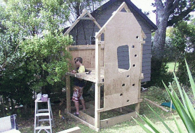 How to build a Kid's Play Fort | BuildEazy